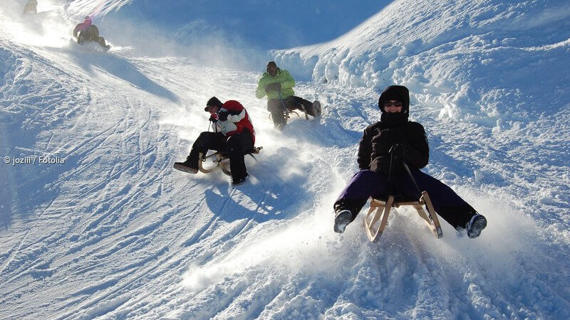 ᐅ Snowcycling - Merkmale, Ausrüstung und geeignete Pisten